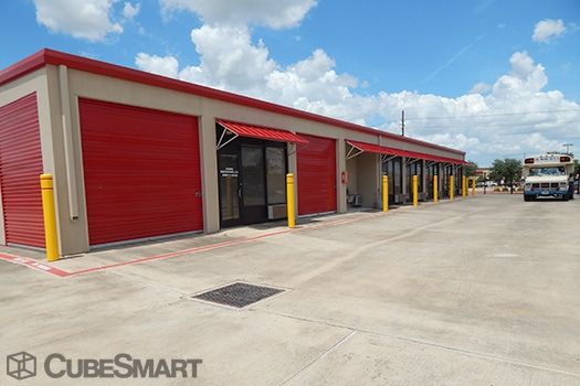 CubeSmart Self Storage - Pearland - 8206 Broadway Street: Lowest Rates ...
