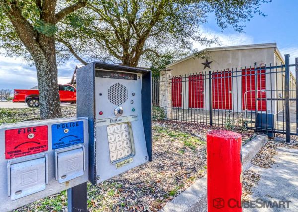 CubeSmart Self Storage - Tyler - 5701 Old Bullard Rd: Lowest Rates ...