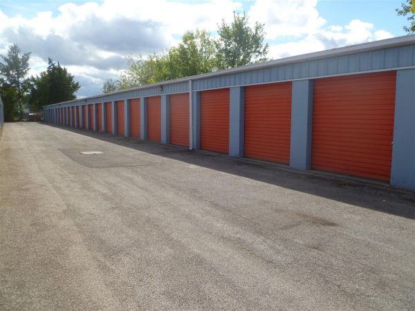 Spare Room Self Storage - William St. near Harlem: Lowest Rates ...