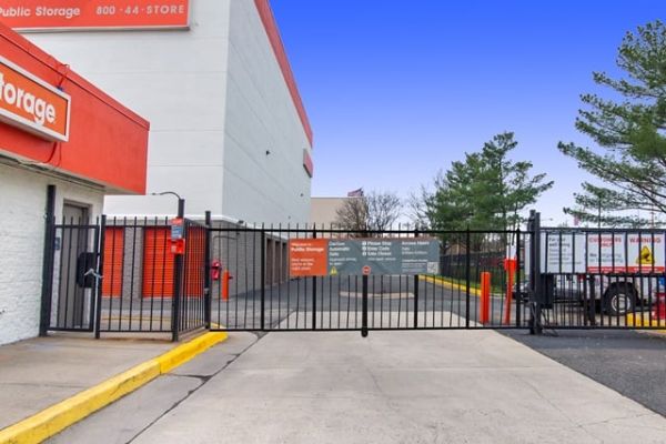 Public Storage - Alexandria - 5610 General Washington Drive: Lowest ...