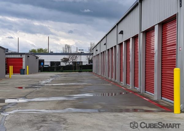 CubeSmart Self Storage - CA Antioch Vineyard Drive: Lowest Rates ...