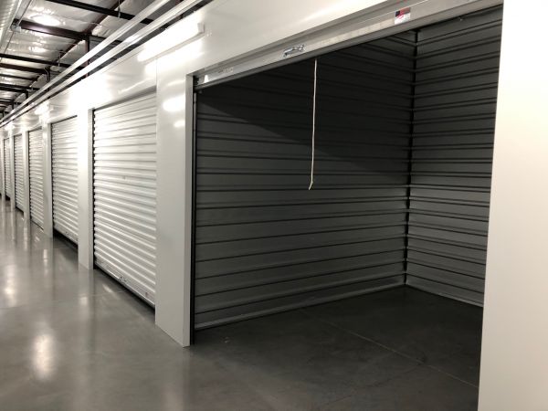 Arizona Storage Inns - Carefree Crossings: Lowest Rates - SelfStorage.com