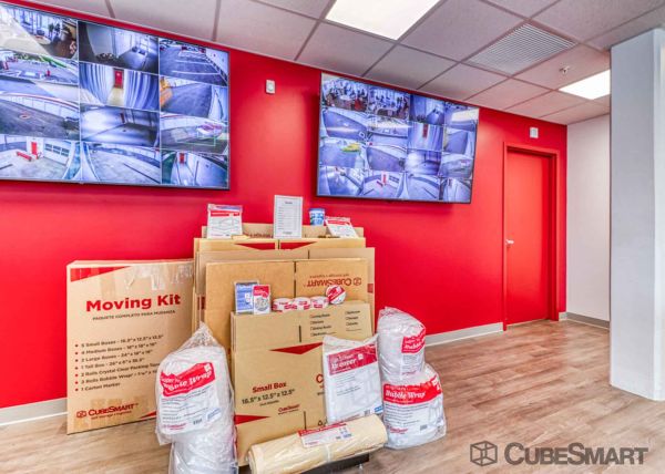 CubeSmart Self Storage - OH Cleveland Brookpark Rd: Lowest Rates ...