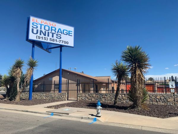 El Paso Storage Units - Crossroads: Lowest Rates - SelfStorage.com