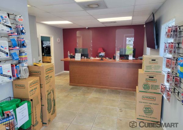 CubeSmart Self Storage - FL Sebastian Blvd: Lowest Rates - SelfStorage.com
