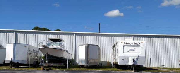 Castle Keep Storage: Lowest Rates - SelfStorage.com