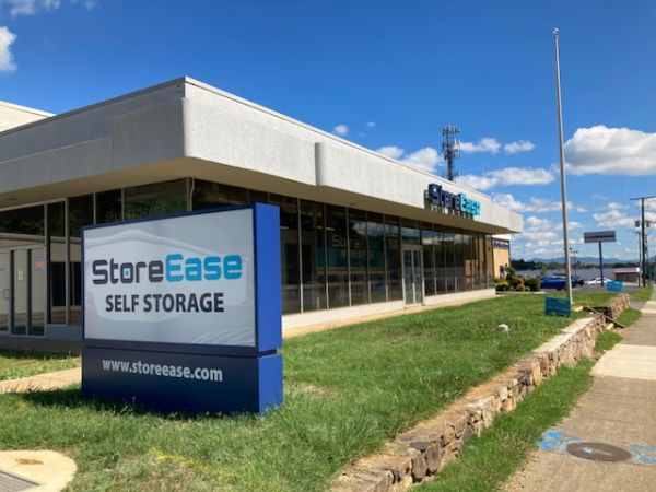 StoreEase Roanoke - Franklin Rd SW: Lowest Rates - SelfStorage.com