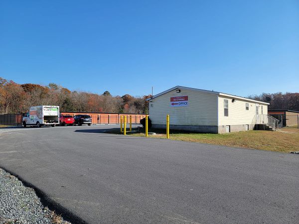 Rt 24 Self Storage: Lowest Rates - SelfStorage.com