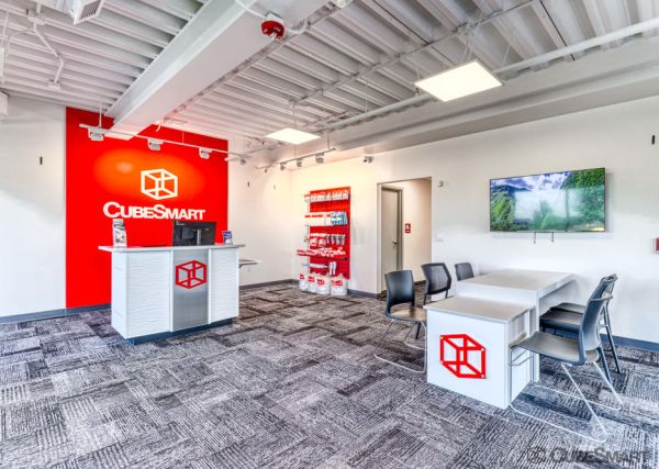 CubeSmart Self Storage MD Frederick Thomas Johnson Dr: Lowest Rates ...