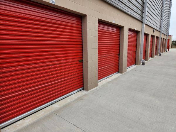 Extra Space Storage - 6393 - Houston - W Hardy Rd | SelfStorage.com