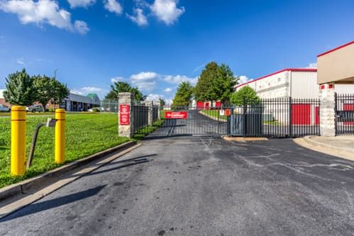 CubeSmart Self Storage - Gaithersburg - 8001 Snouffer School Rd: Lowest ...